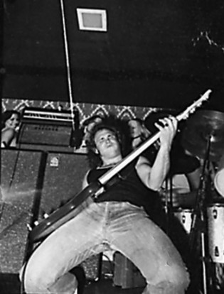 Van Halen's Early Days at Gazzarri's—As Told by The Band, Bill Gazzarri ...