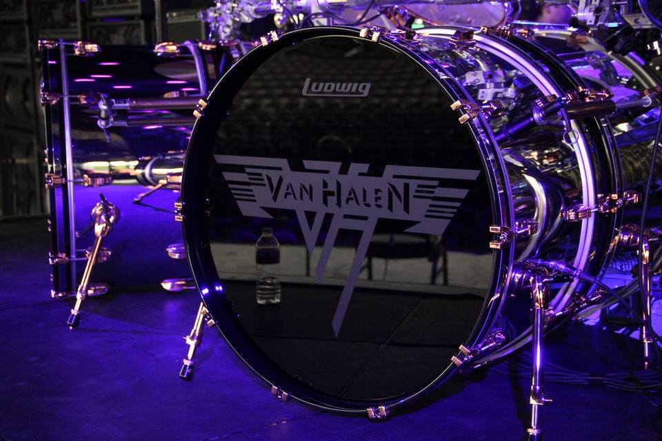Alex Van Halen's 2015 Ludwig Classic Maple Drum Set (PHOTOS)