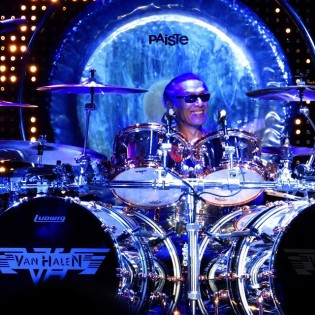 Van Halen at Jones Beach: Best Photos & Video From Second Night! | Van ...