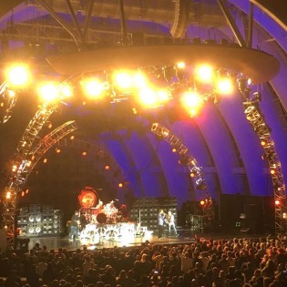 PHOTOS: Van Halen’s Last Show of 2015 | Van Halen News Desk