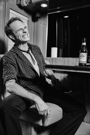 David Lee Roth's New Website & 'The Roth Show' Episode Coming Soon