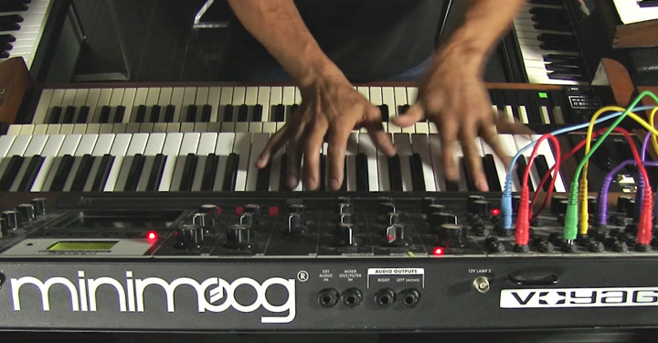WATCH: Van Halen’s ‘Mean Street’ Intro Performed on Keyboard | Van ...