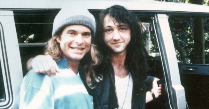 Jas Obrecht Releases Complete 1990 Audio Interview with DLR Guitarist ...