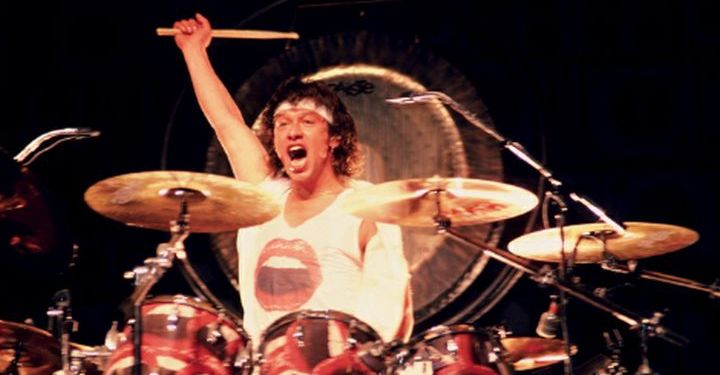 The Day I Rode In An Elevator With Alex Van Halen | Van Halen News Desk